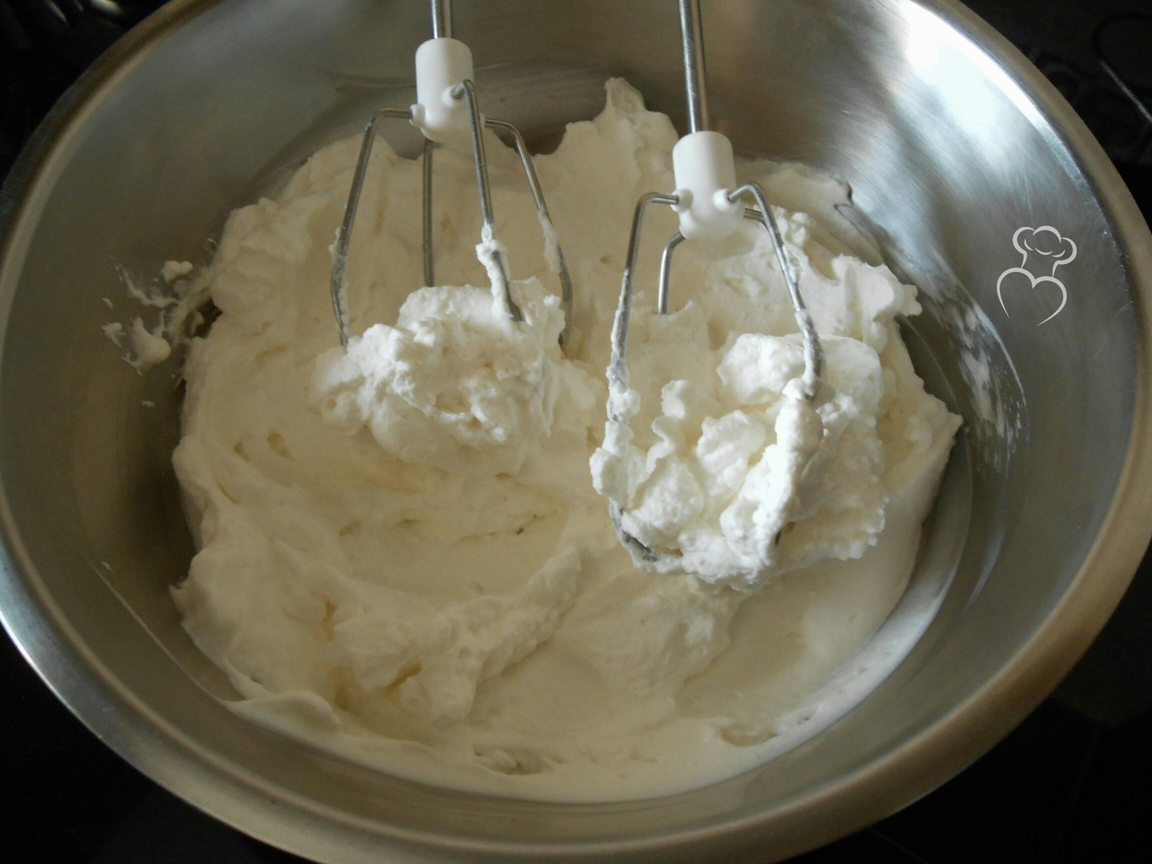 Consejos para montar la nata perfecta - Mi Querida Cocinera